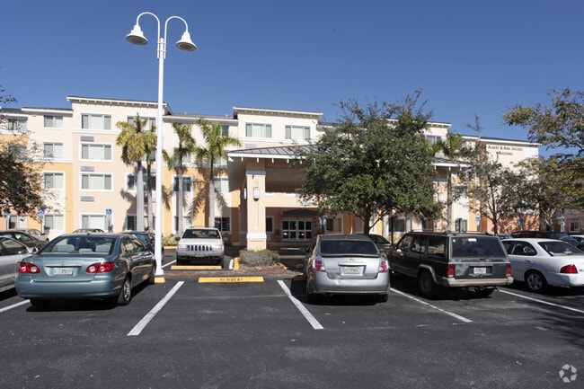 Douglas Gardens NorthMiami Jewish Health - Pembroke Pines, FL ...