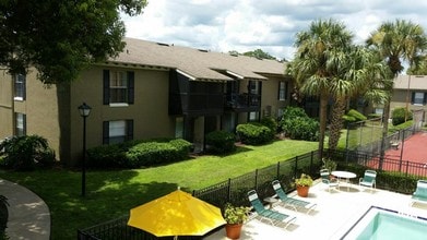 Oaks of Spring Valley - Altamonte Springs, FL | Apartment Finder