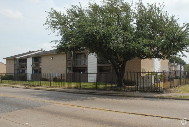 Happy Homes Apartments - Houston, TX | Apartment Finder