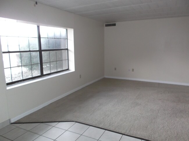 Colonial Arms - Monaca, PA | Apartment Finder