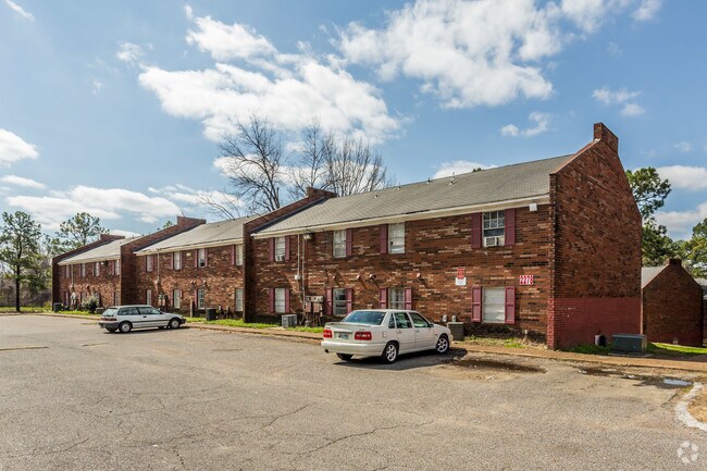 Crane Manor - Memphis, TN | Apartment Finder