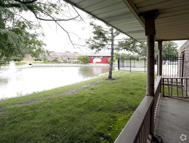 Covered Bridge Apartments - Indianapolis, IN | Apartment Finder