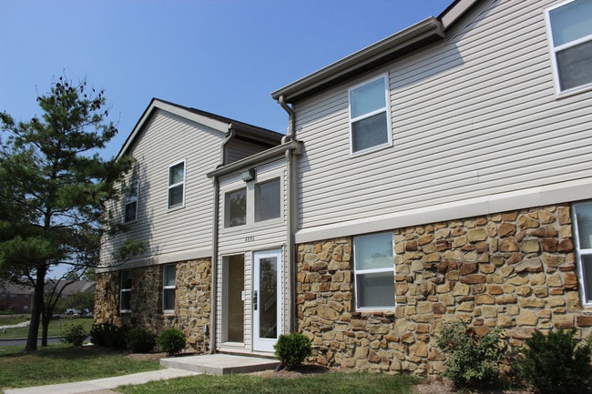 Covered Bridge Apartments - Indianapolis, IN | Apartment Finder